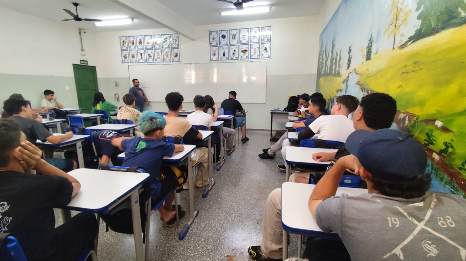 Com auxílio da Ronda Escolar, estudantes da REE retornam atividades de ...